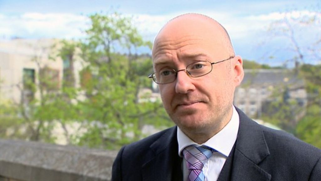 Harvie begins Green European election bid - BBC News