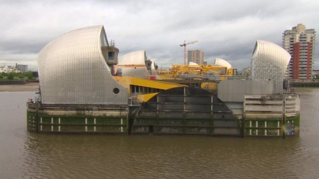 Thames Barrier marks 30 years of protecting London - BBC News