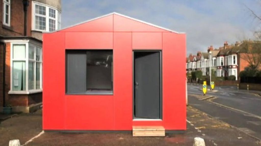 Y:Cube: Is this London's £30,000 house of the future? - BBC News