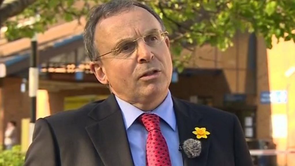 Prof Andrew Davies 'ashamed' over hospital care failings - BBC News