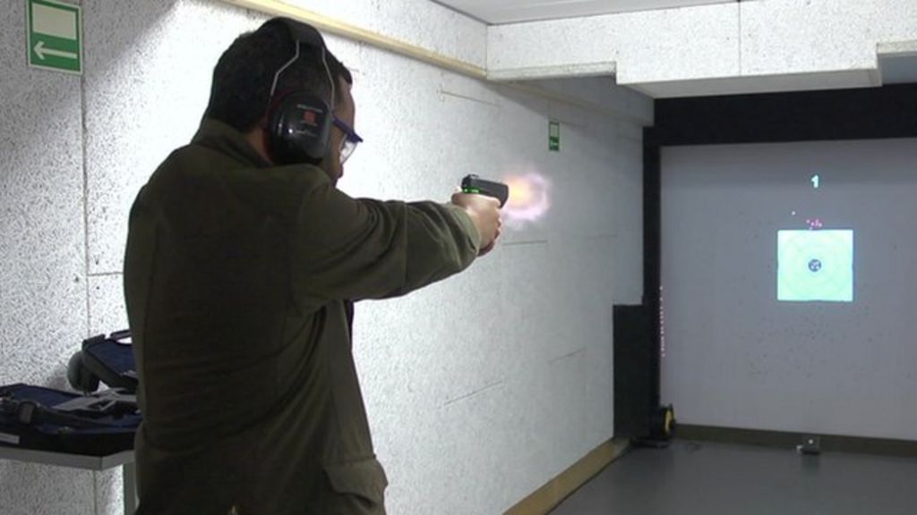 Smart guns: How smart are they? - BBC News