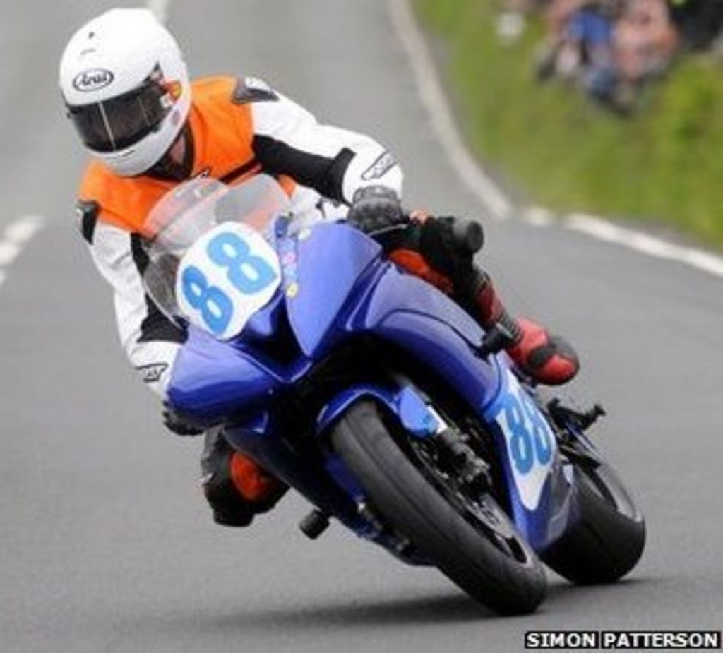Isle of Man TT 2014: Stroud rider Bob Price killed - BBC News