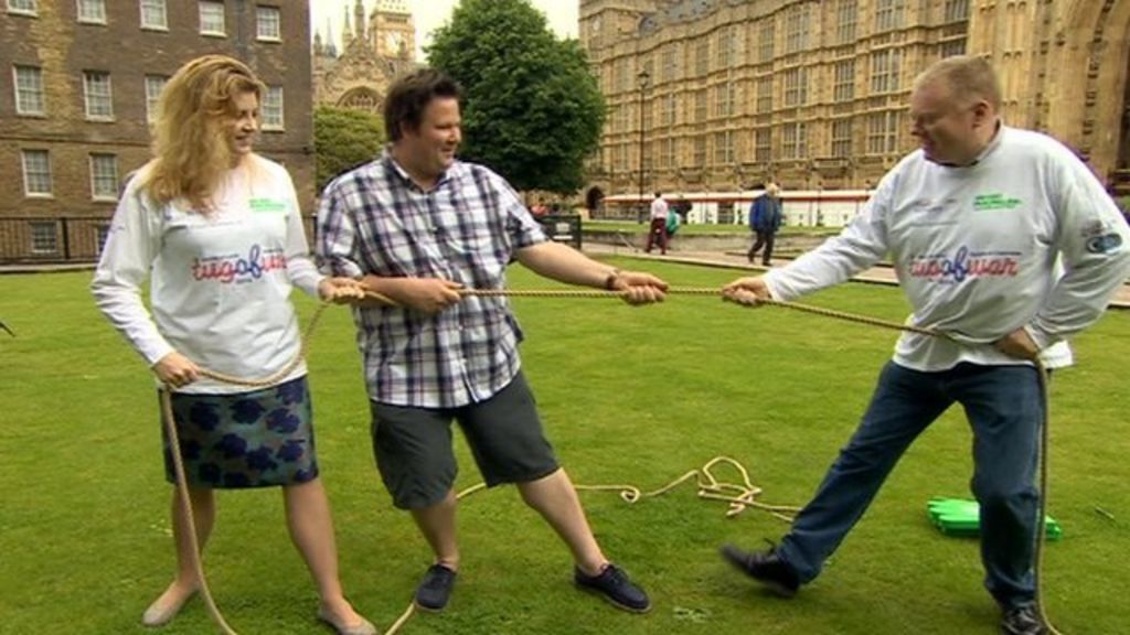 MPs and peers battle in Parliamentary tug of war contest - BBC News