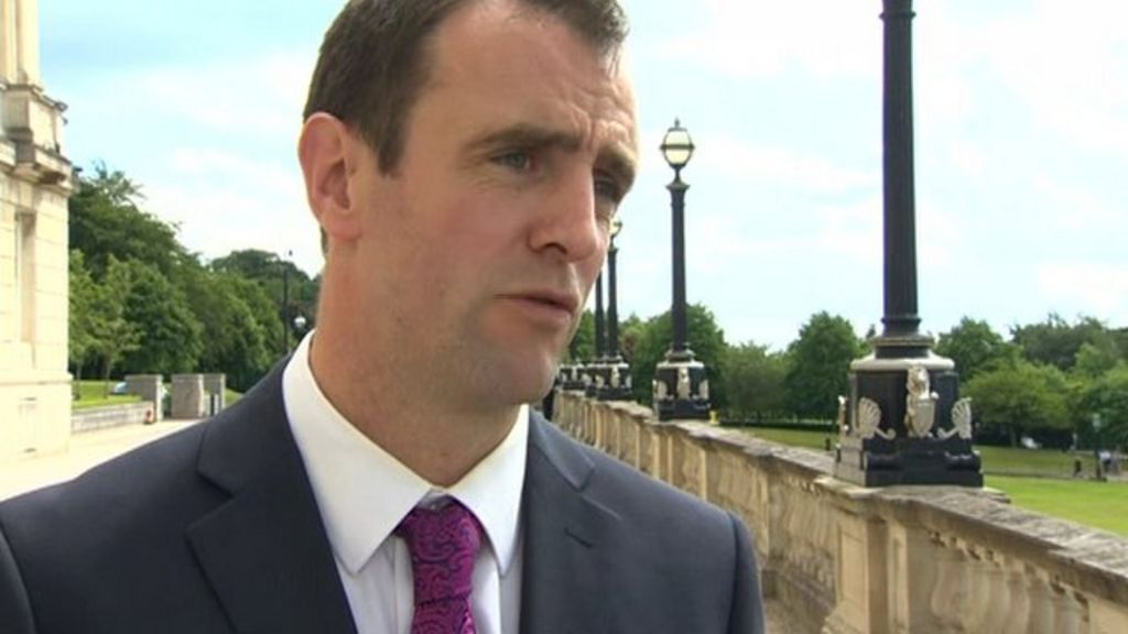 Stormont rally held to protest over Coleraine DVA job losses - BBC News