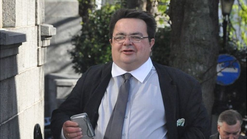 John Gollop resigns as Guernsey disability champion - BBC News