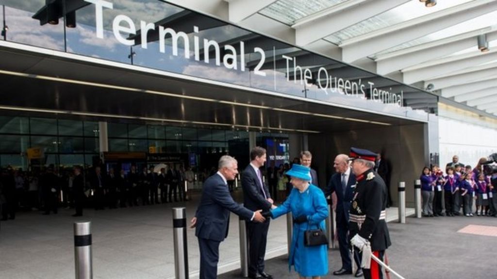 Queen opens new Heathrow Terminal 2 - BBC News