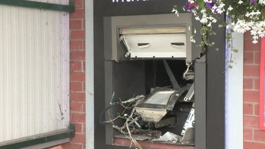 Keady ATM: County Armagh cash machine targeted in explosion - BBC News