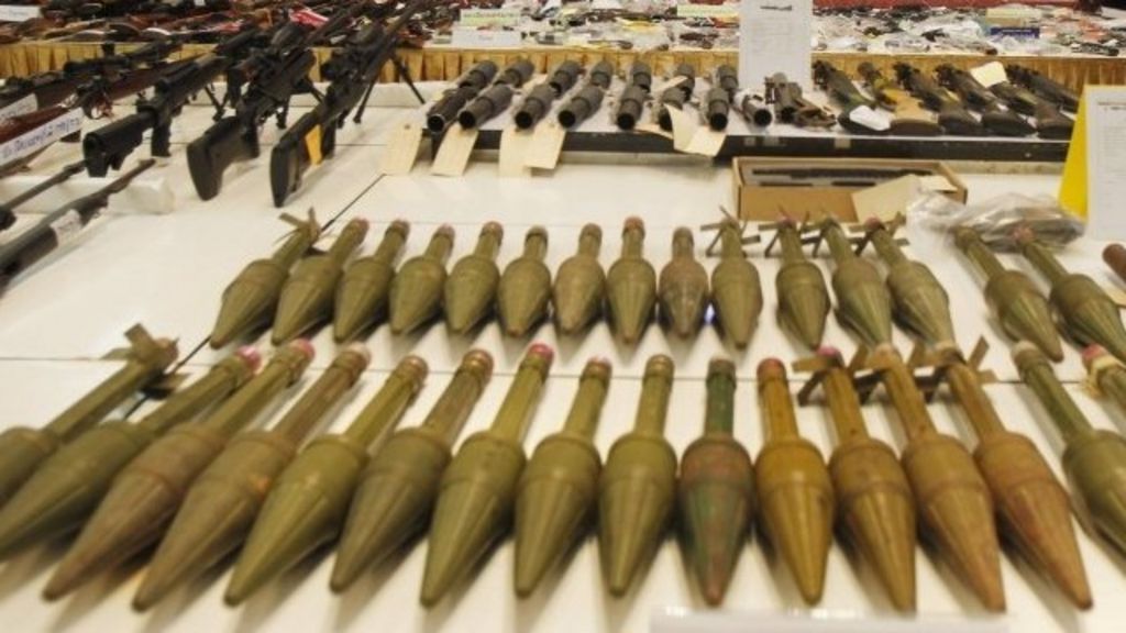 Thailand military shows weapons haul - BBC News