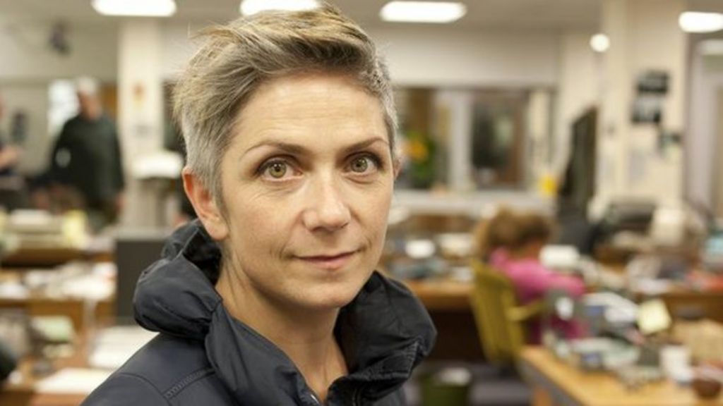 Denise Mina competes for a third Crime Novel award - BBC News