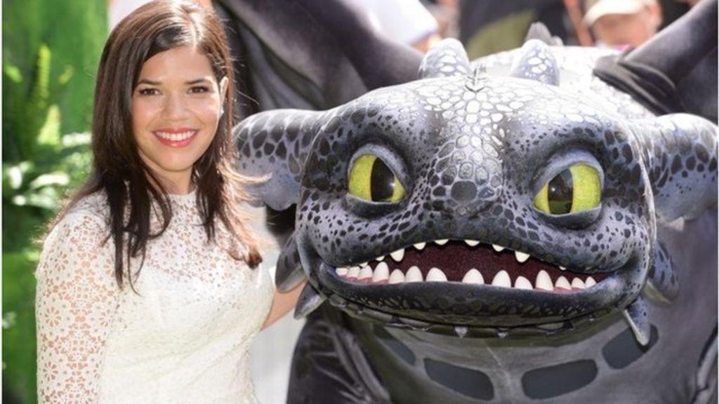 The whole Hollywood 'tooth' about Dragons sequel - BBC News