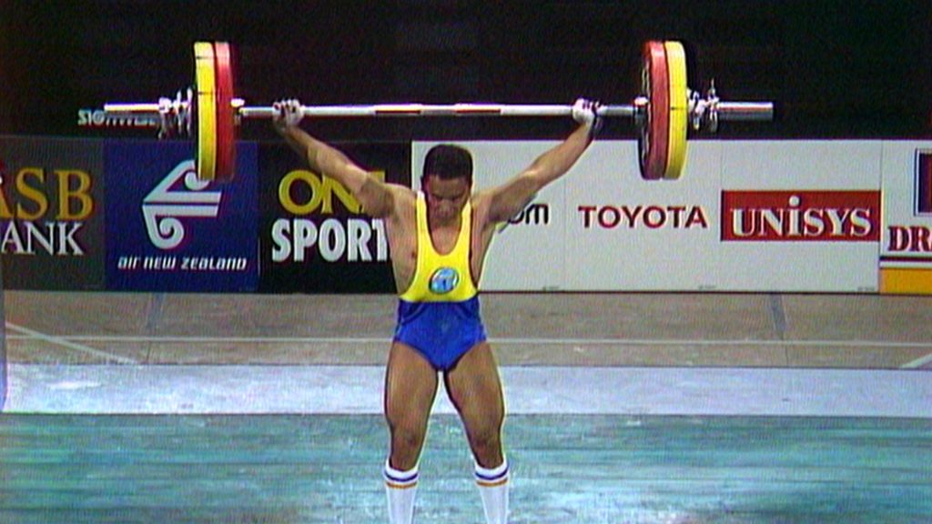 Commonwealth Games 2014: Marcus Stephen's 1990 winning lift for Nauru ...