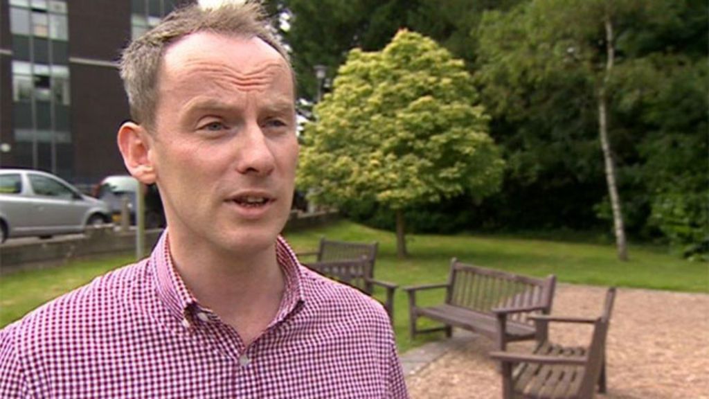 Timetable slips for power line plan on Anglesey - BBC News