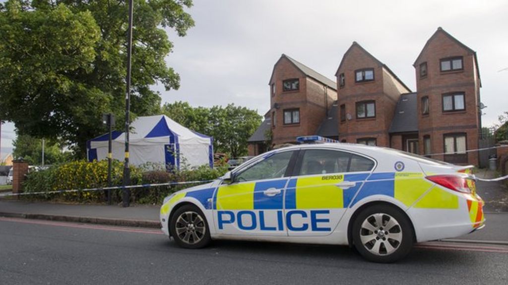 Sparkbrook murder: 'Shot' man was actually stabbed - BBC News