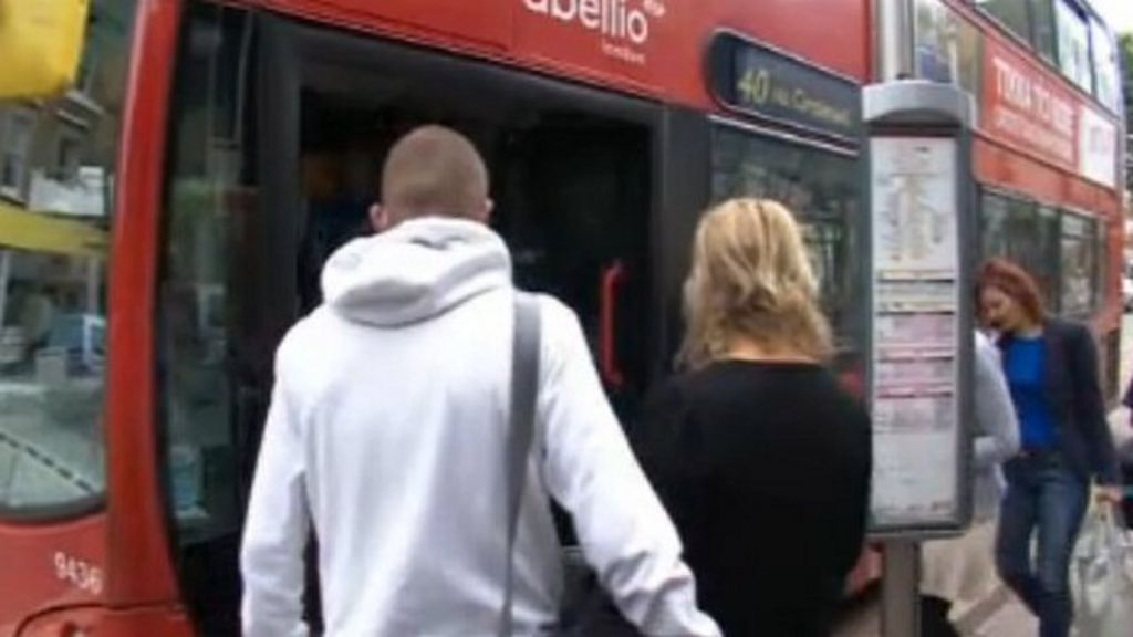 All London buses become cash-free - BBC News