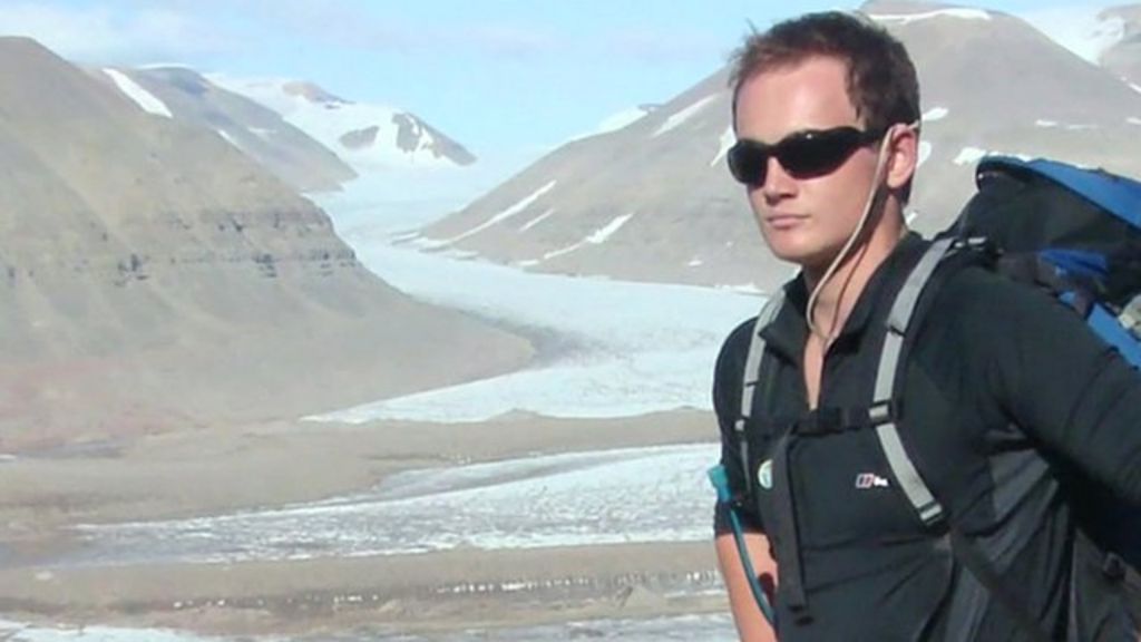 Horatio Chapple death: Mother 'worried about polar bears' - BBC News