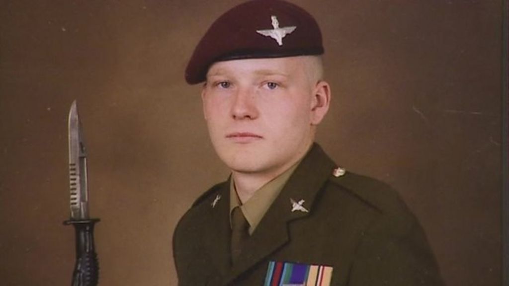 Alec MacLachlan's parents say 'tell us who killed him' - BBC News