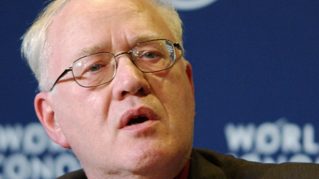 Ex-Archbishop of Canterbury Lord Carey backs assisted dying - BBC News