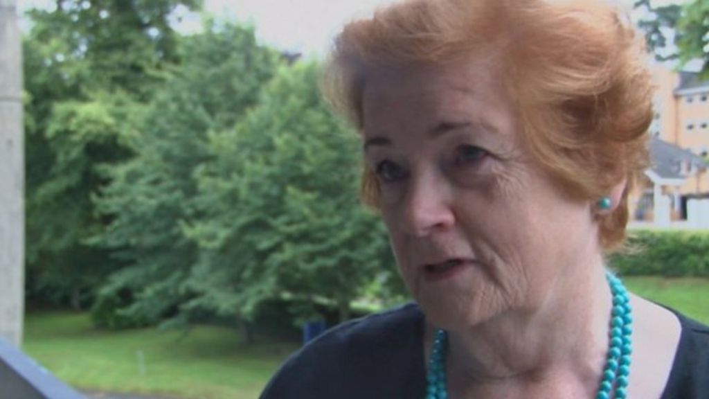 AM's concern over future of university's Caerleon campus - BBC News