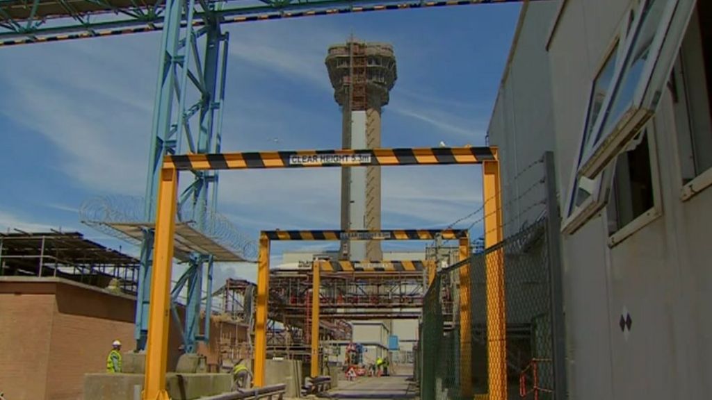 Sellafield workers celebrate Magnox anniversary - BBC News
