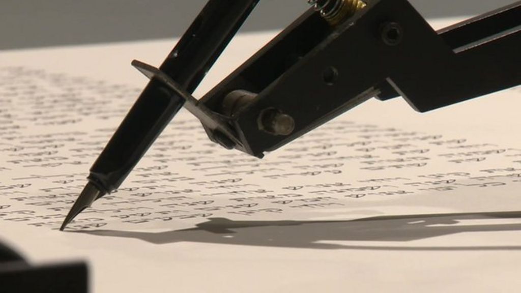 Can a robot write sacred Jewish scriptures? - BBC News
