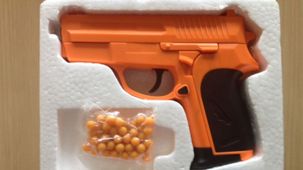 Flintshire council warning over replica BB gun prizes - BBC News