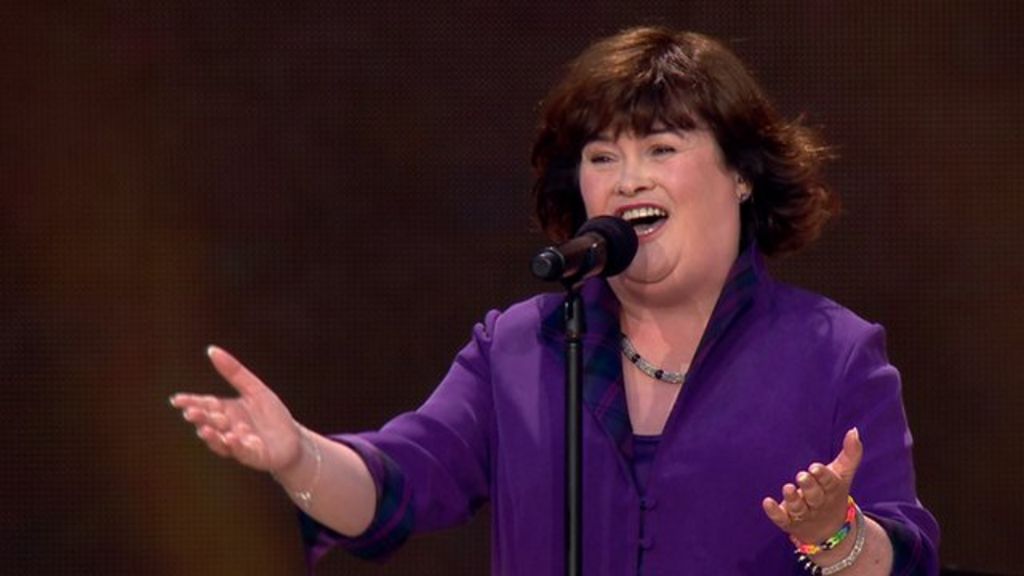 Glasgow 2014: Susan Boyle sings as Queen arrives at Games - BBC Sport
