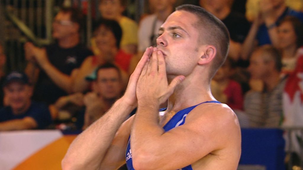 Glasgow 2014: Craig Pilling wins Wales' first wrestling medal - BBC Sport