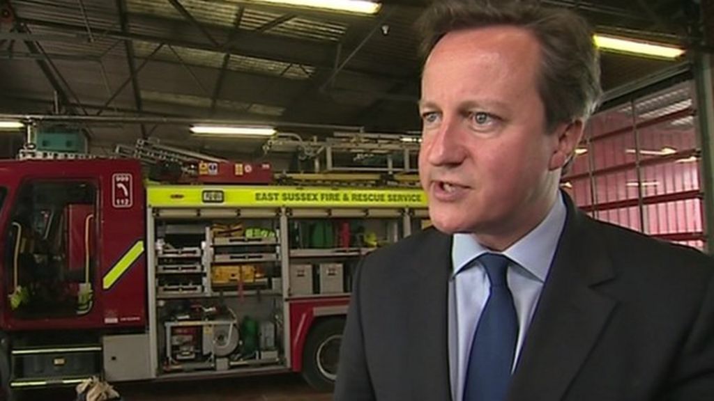 Eastbourne pier: Cameron praises emergency response - BBC News