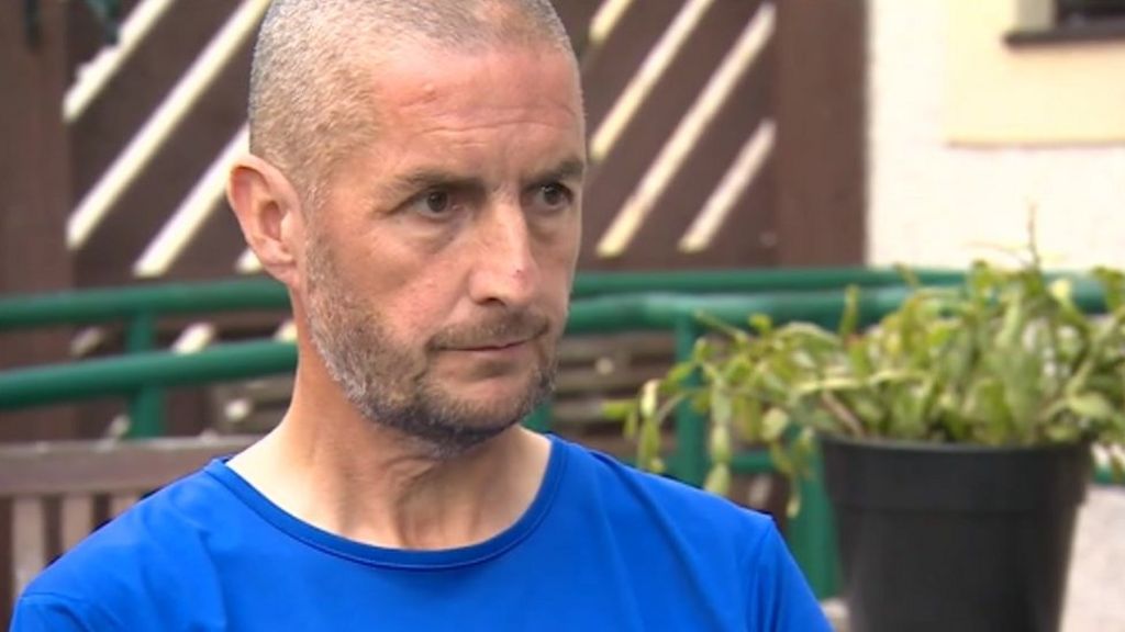 MH17 victim Liam Sweeney's father glad son is "coming home" - BBC News