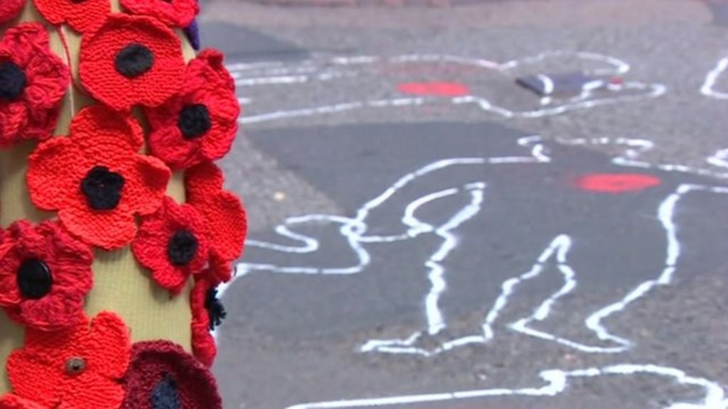 Kidderminster art festival commemorates WW1 dead - BBC News