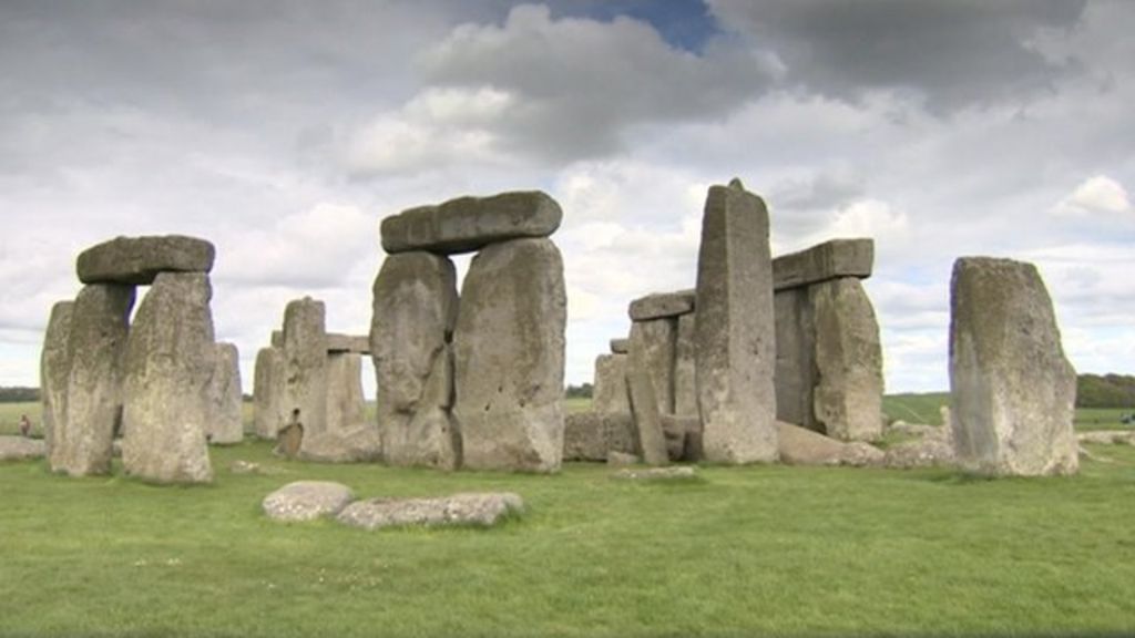 Engineering wonders of the West: How Stonehenge was built - BBC News