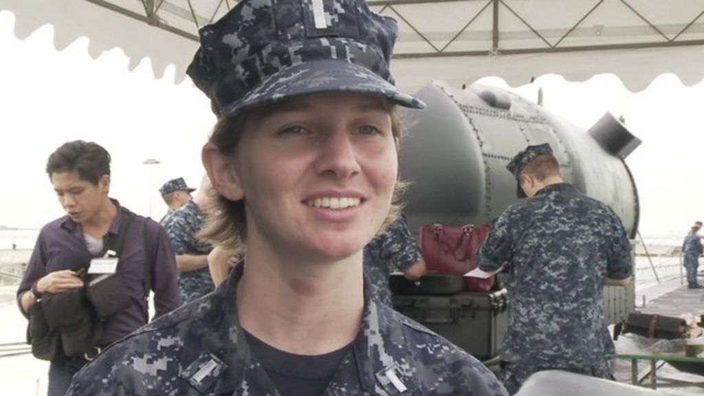 BBC reporter meets women submariners on USS Michigan - BBC News