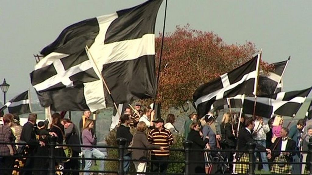Cornish campaigners call for Celtic independence - BBC News