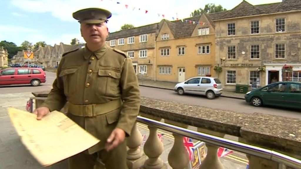 Corsham Town Hall goes back to 1914 to remember WW1 outbreak - BBC News