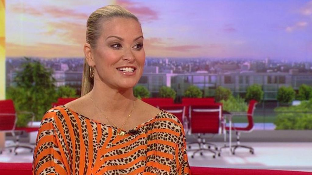 Anastacia on new album and second cancer - BBC News