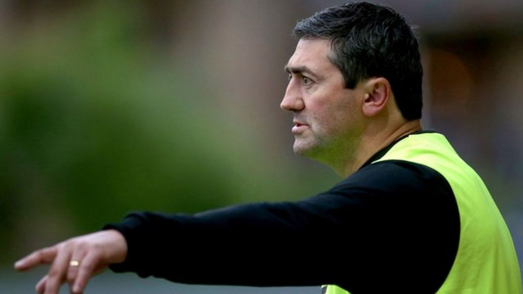 Manager Peter Hutton says Derry City attitude must be right - BBC Sport