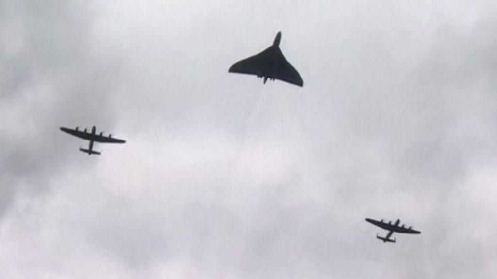 Lancaster and Vulcan bombers unite for Lincoln flypast - BBC News