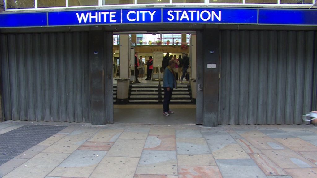 Central Line Tube passengers hit by Aslef strike - BBC News
