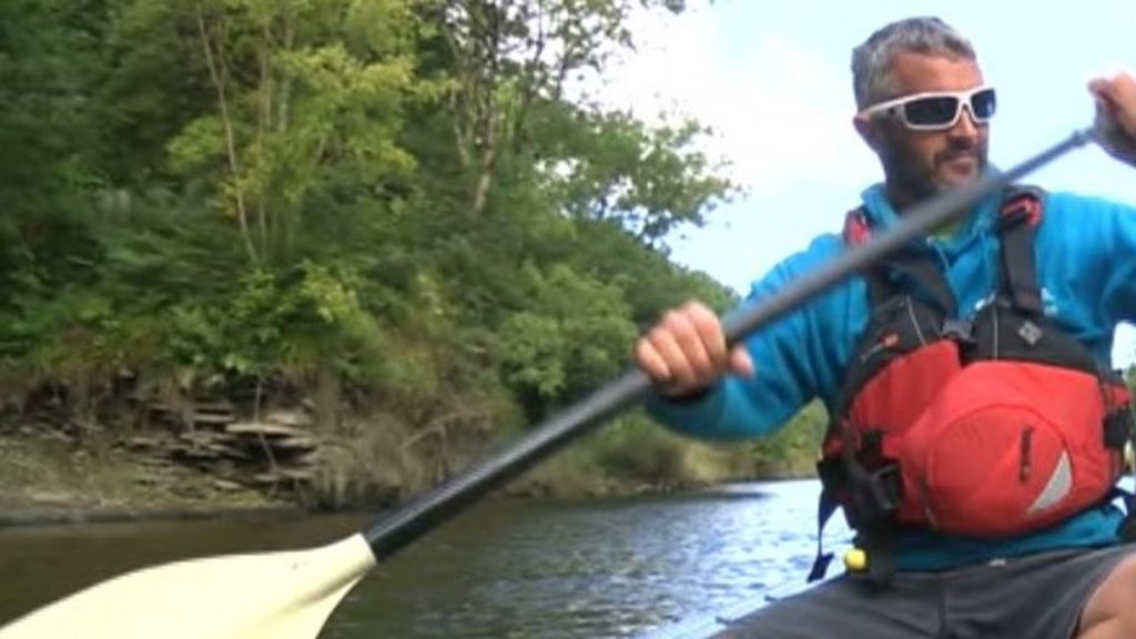 Row over 'unlawful canoeing' heads to court - BBC News
