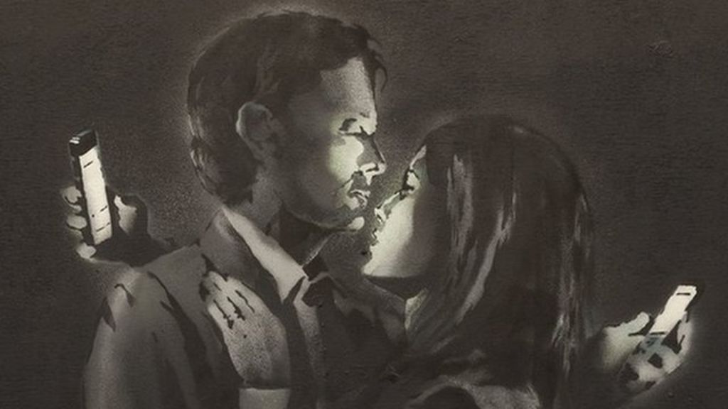 Banksy's Mobile Lovers artwork raises £400k for boys' club - BBC News