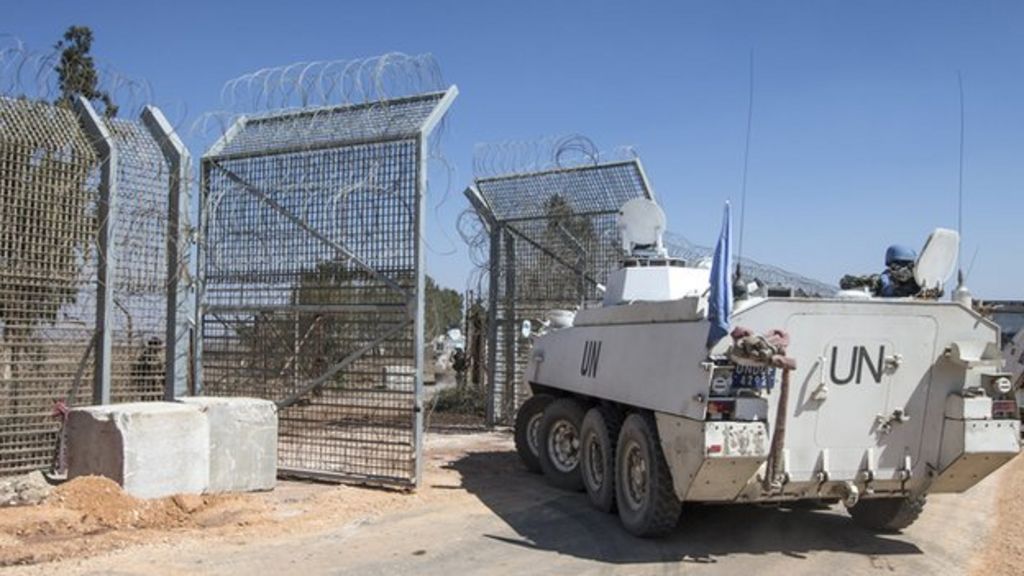 Golan Heights: UN calls for release of Fijian peacekeepers - BBC News