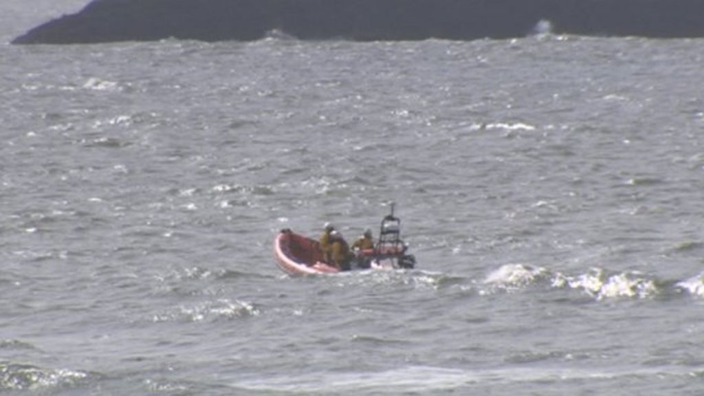 Search continues for missing Isaac Nash, 12, - BBC News