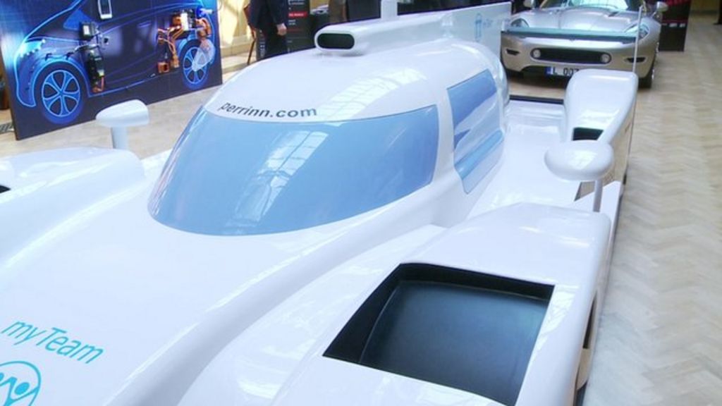 'Motorsport Valley' businesses compete for investment - BBC News
