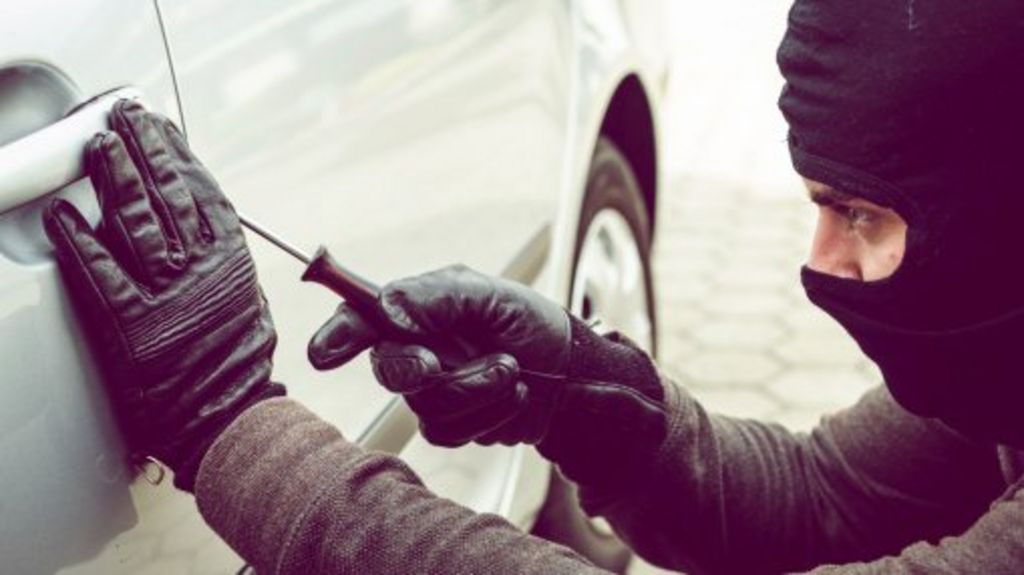 South Africa Car Auto Lock Traps Car Thief In Vehicle Bbc News