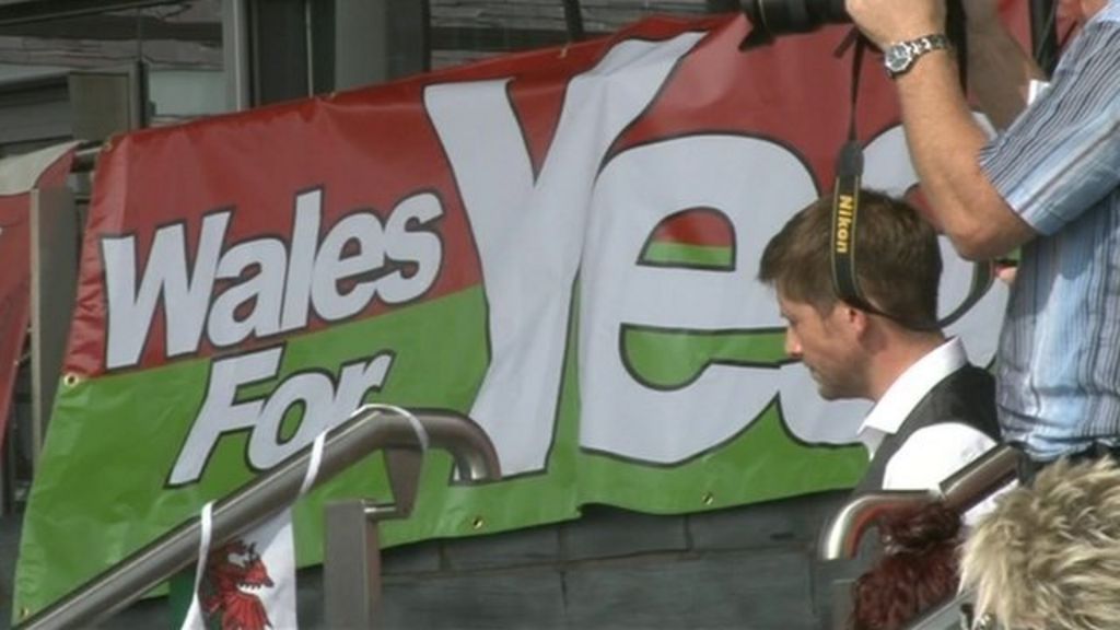 Cardiff rally urges Scotland to vote Yes - BBC News