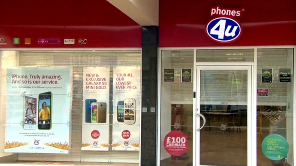 Phones 4U staff put up 'heartbroken' sign over closure - BBC News
