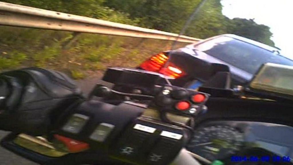 Video Of Police Vehicles Being Rammed Released By Essex Police Bbc News