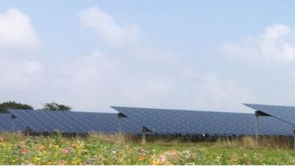 Solar farm proposed for farm field, Bishops Itchington - BBC News