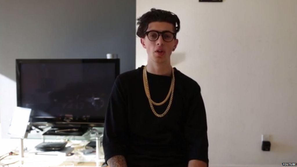 Sam Pepper says his bum pinching video was a 'staged experiment' - BBC News