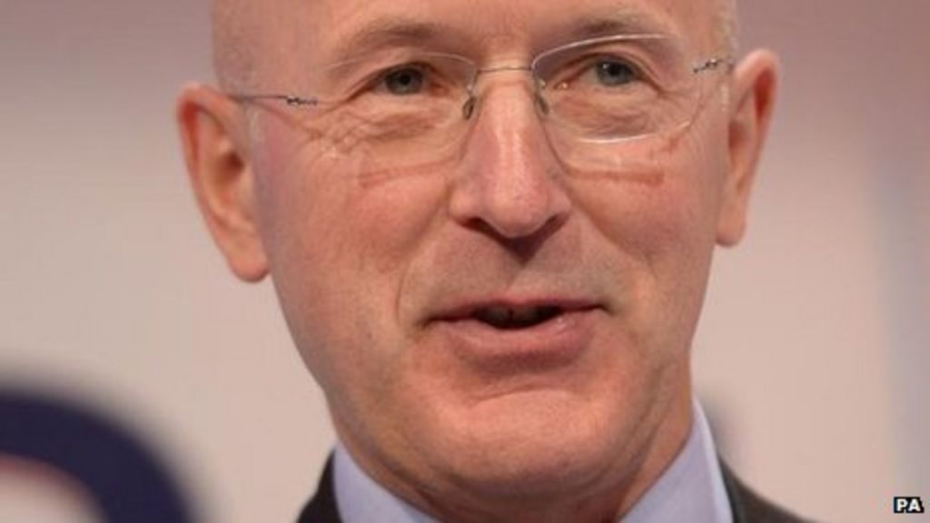 RBS chairman Sir Philip Hampton to join GlaxoSmithKline - BBC News